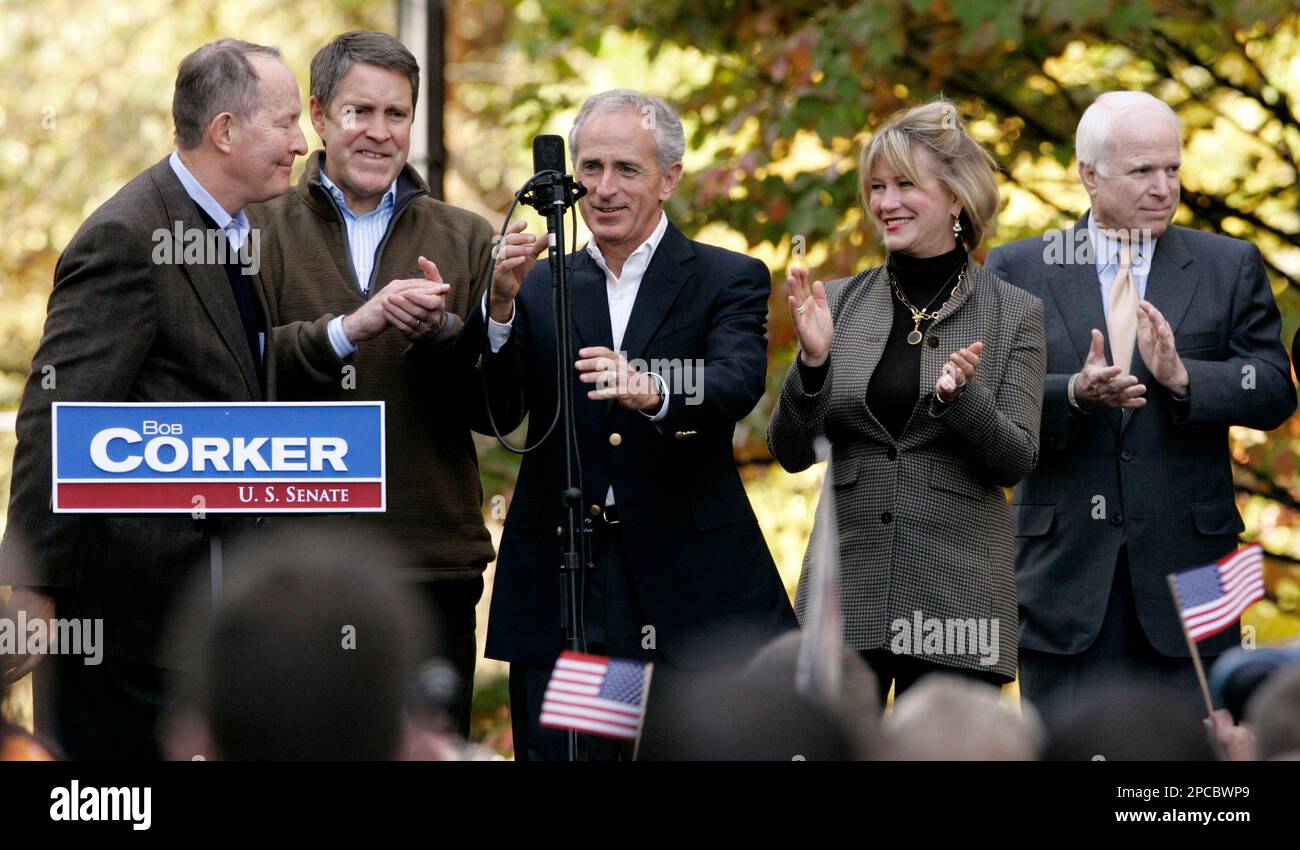 Republican Bob Corker, candidate for Senate, center, walks to the ...