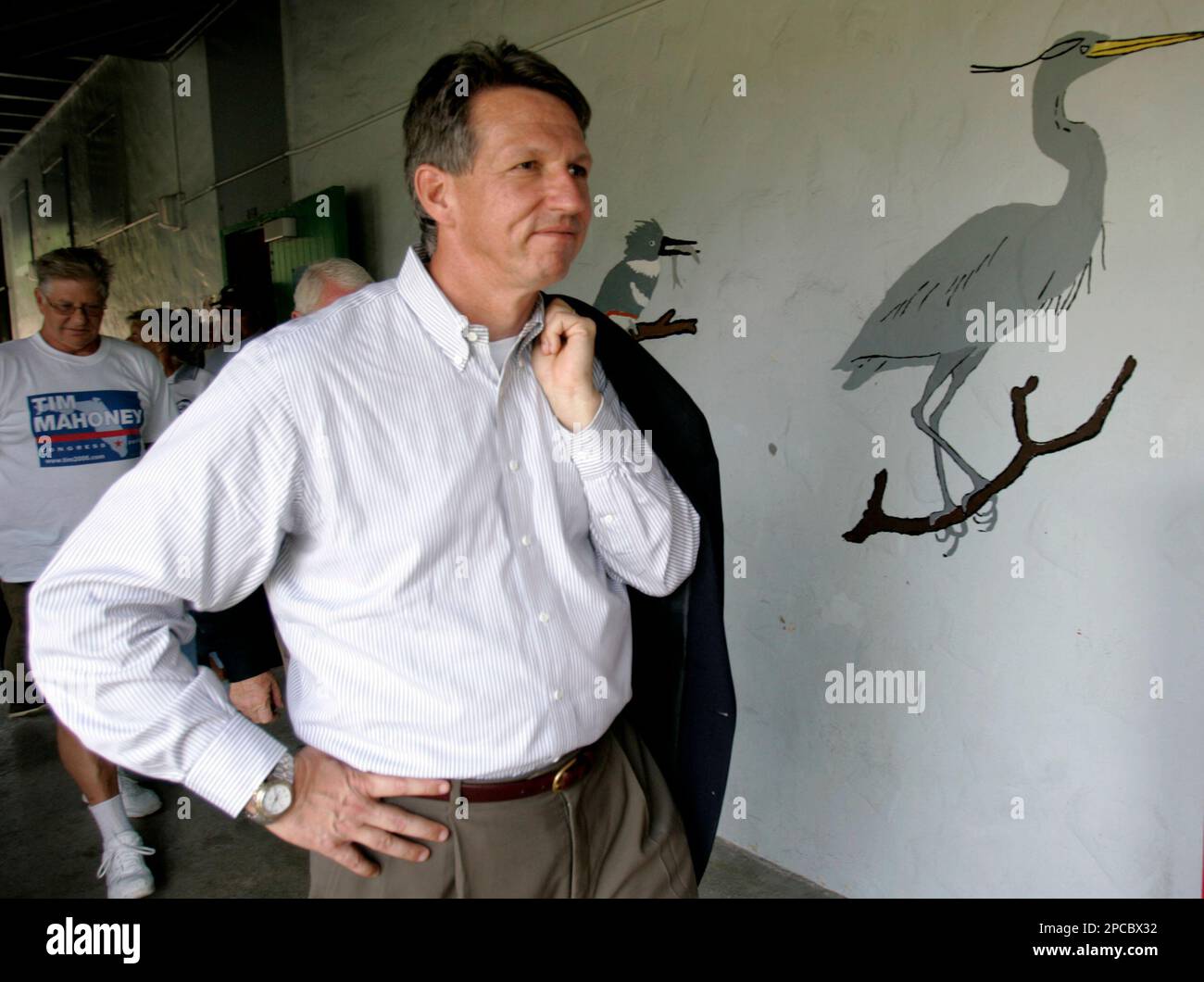 Democratic candidate for Congress Tim Mahoney tours the Environmental ...