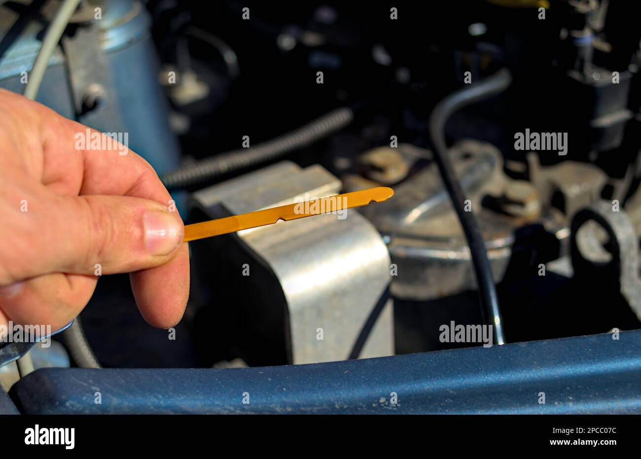 Driver checks oil level hi-res stock photography and images - Alamy