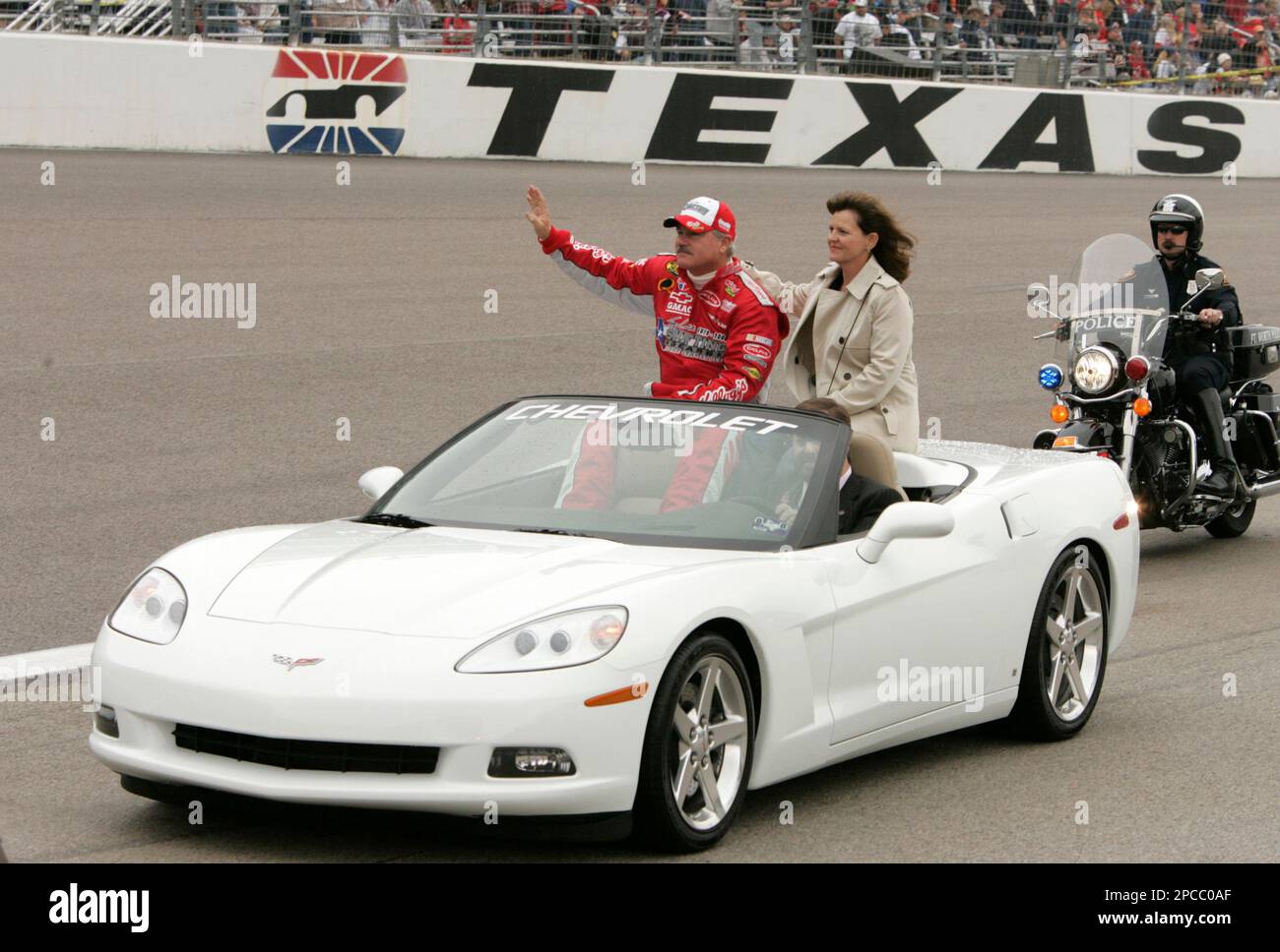 Terry Labonte and his wife Kim wave to the crowd at the Texas Motor ...