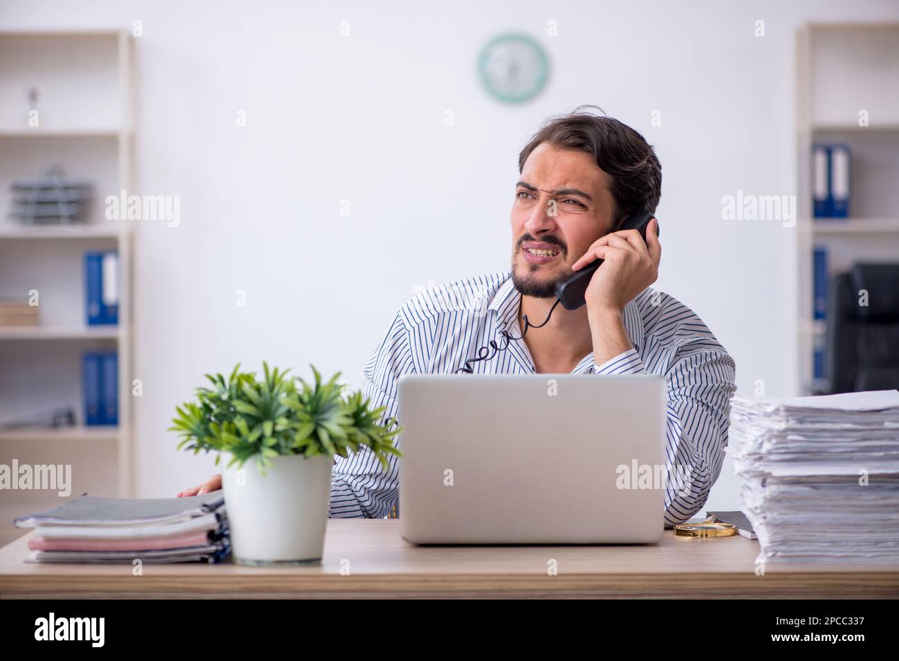 Excessive talking hi-res stock photography and images - Alamy
