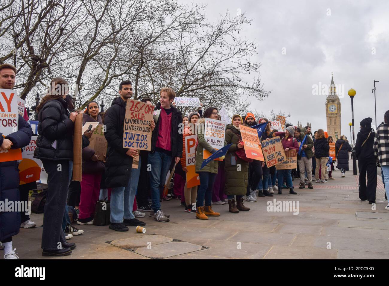 British medical association logo hi-res stock photography and images ...
