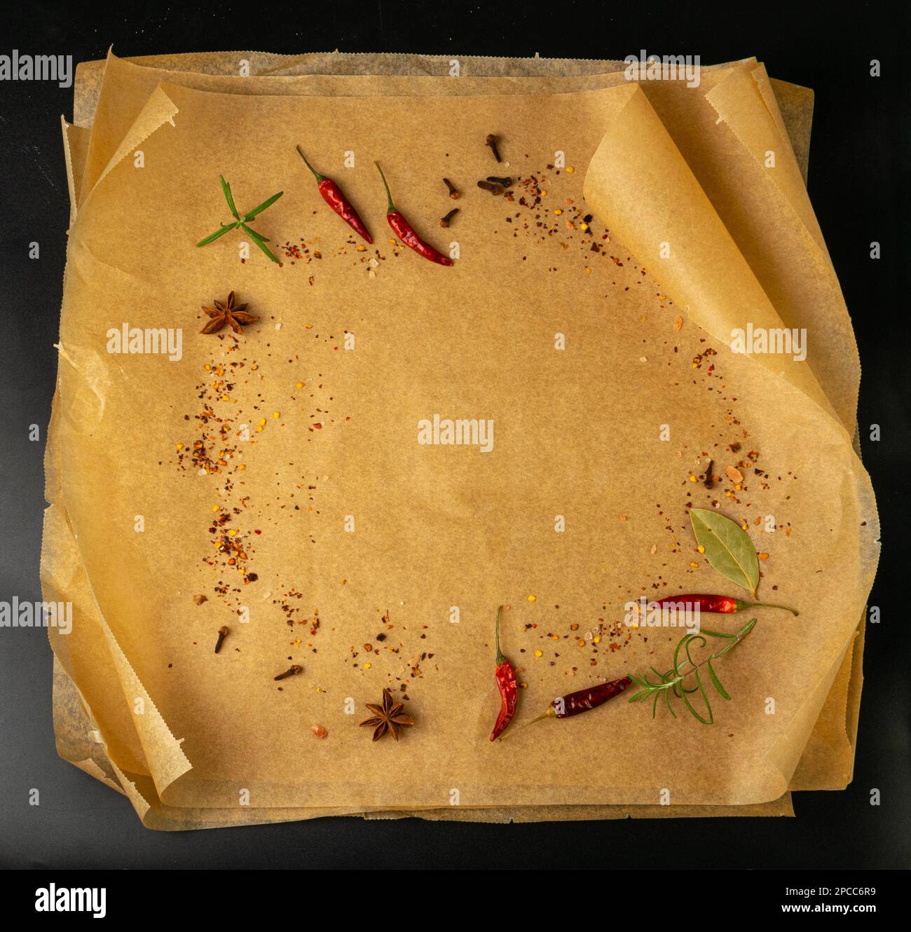 Brown Baking Paper with Herbs and Spices, Kraft Cooking Paper Sheet ...