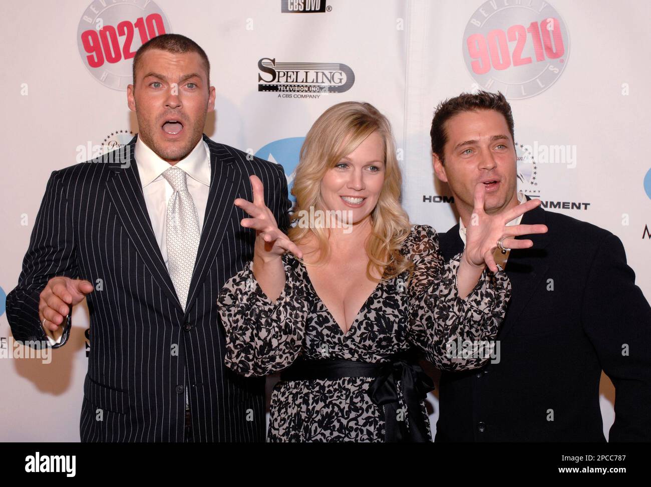 Actors Brian Austin Green, left, Jennie Garth, center, and Jason ...