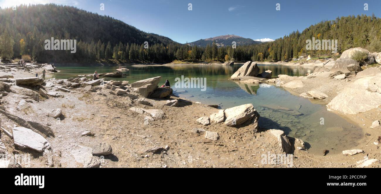 The Caumasee, jewel of the Grisons, near Flims in the Swiss Alps Stock ...