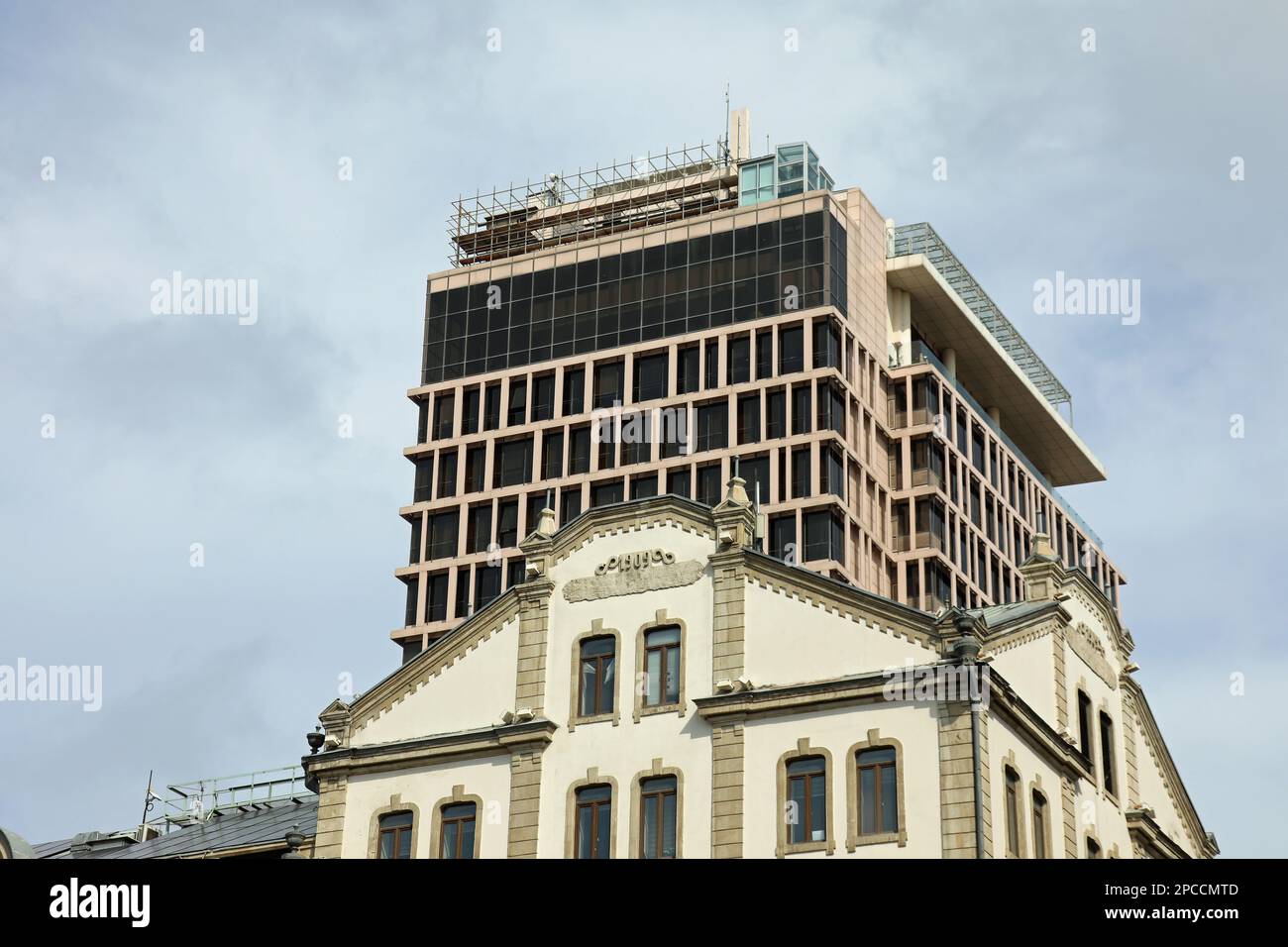 Landmark building baku hi-res stock photography and images - Alamy