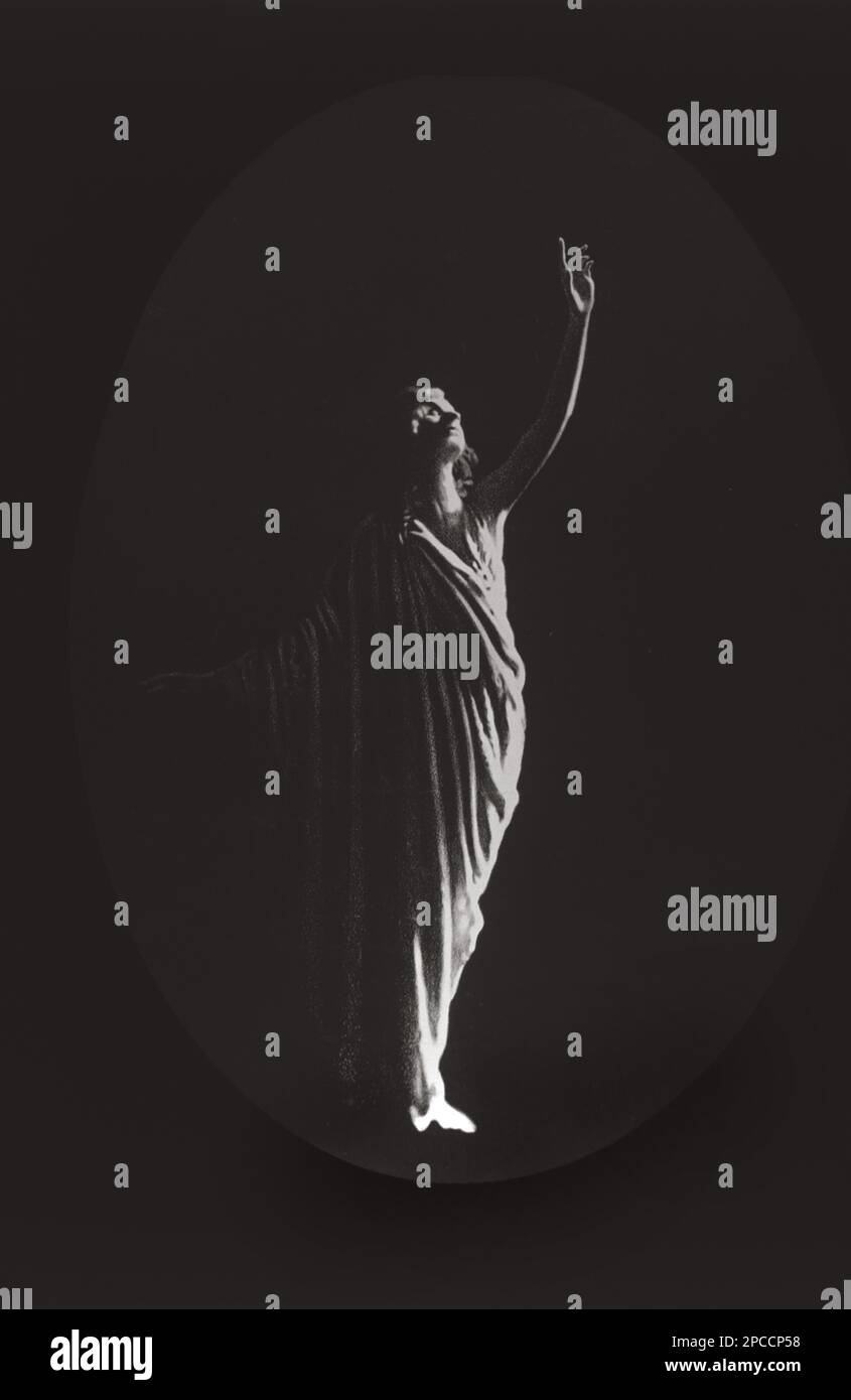 1916 ca , USA : The american revolutianary dancer ISADORA DUNCAN ( 1878 ...