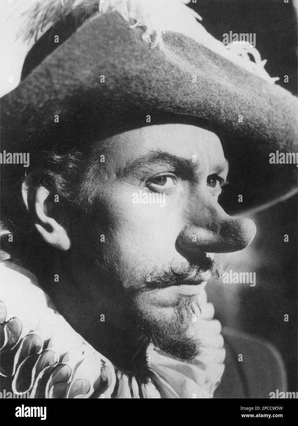 1950 , USA : The movie actor José FERRER ( 1912 - 1992 ) as Cyrano in ...