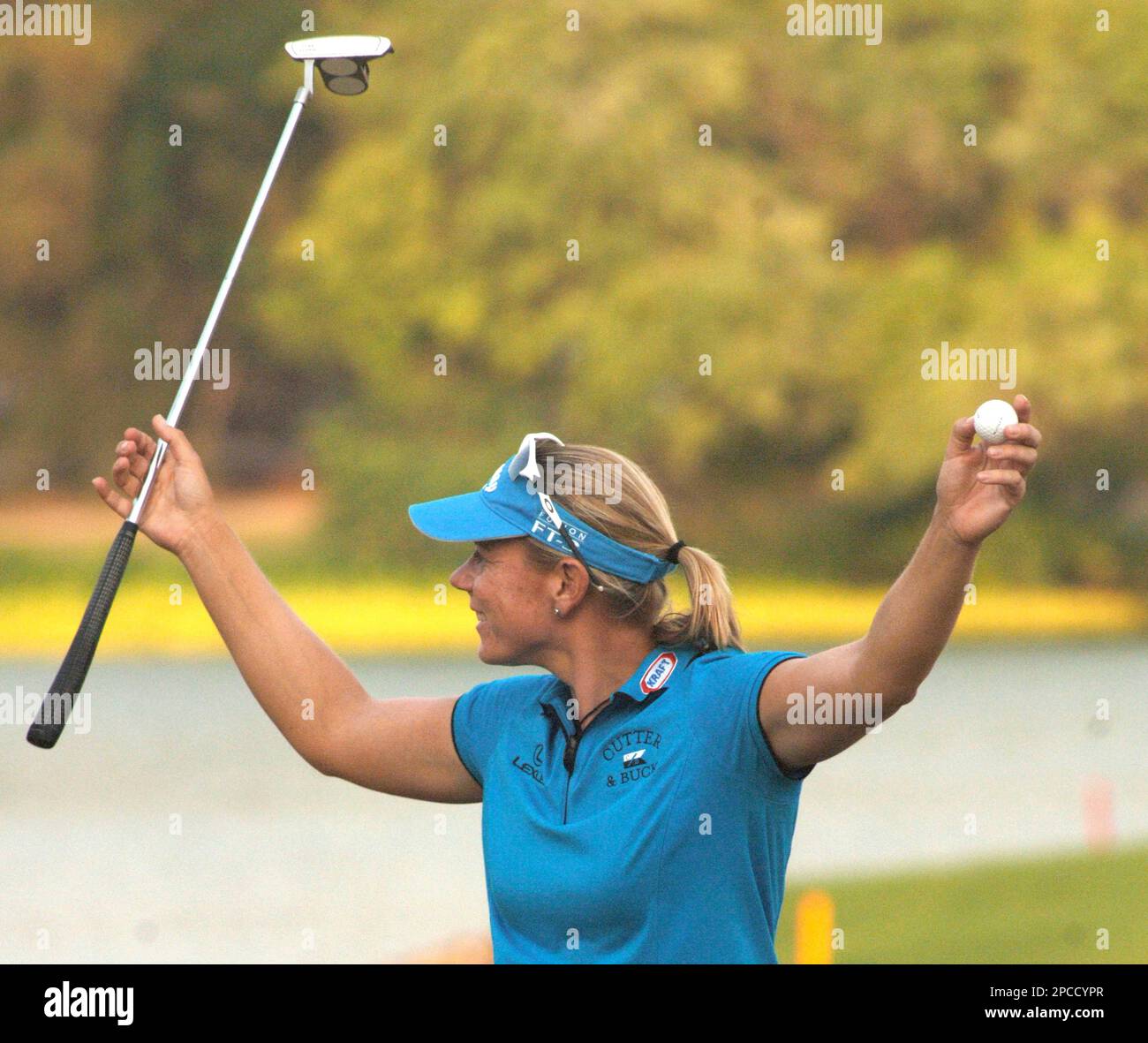 Annika Sorenstam of Sweden, celebrates after winning the Dubai Ladies ...