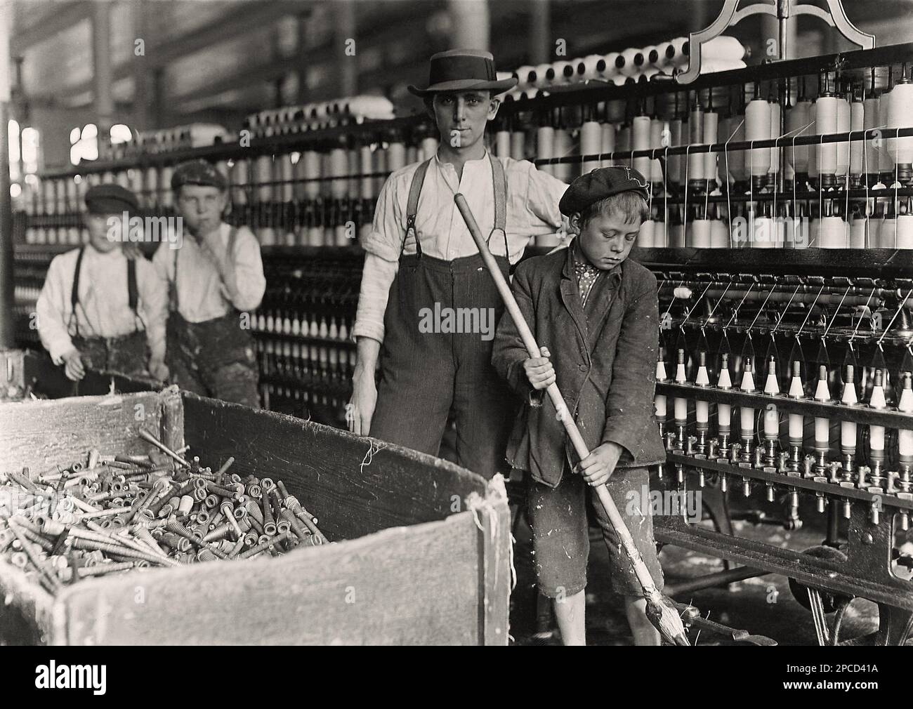 Working classe hi-res stock photography and images - Alamy