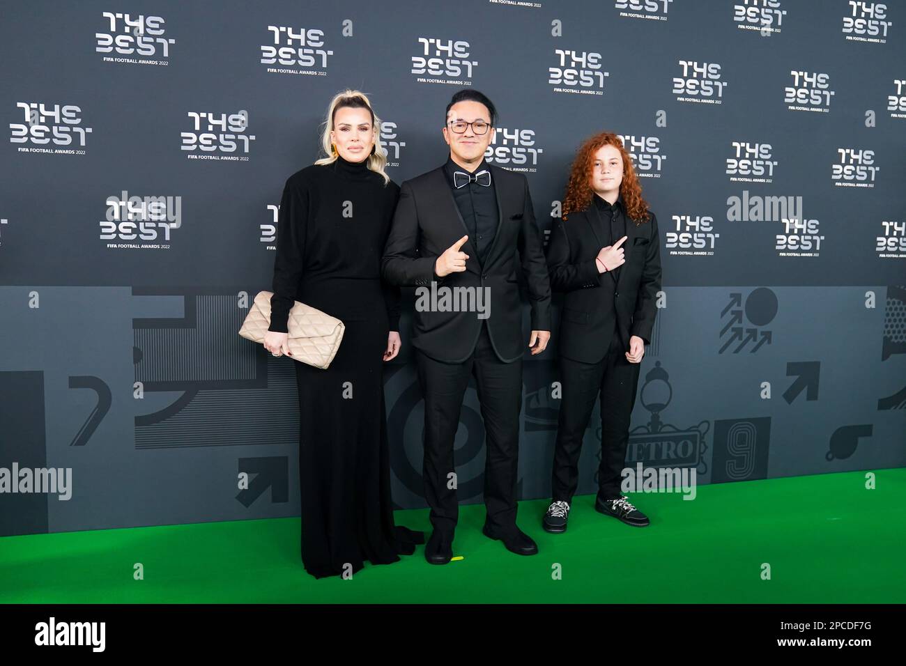 Moroccan family france hi-res stock photography and images - Alamy