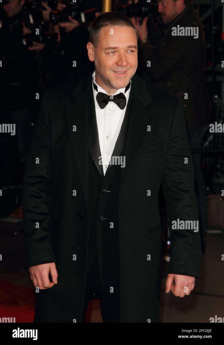 London, UK. Russell Crowe at the World Premiere of 'Les Miserables ...