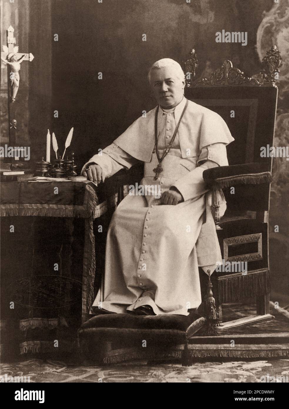 1904 ca , Città del Vaticano , Roma , ITALY : The Saint Papa PIO X ...