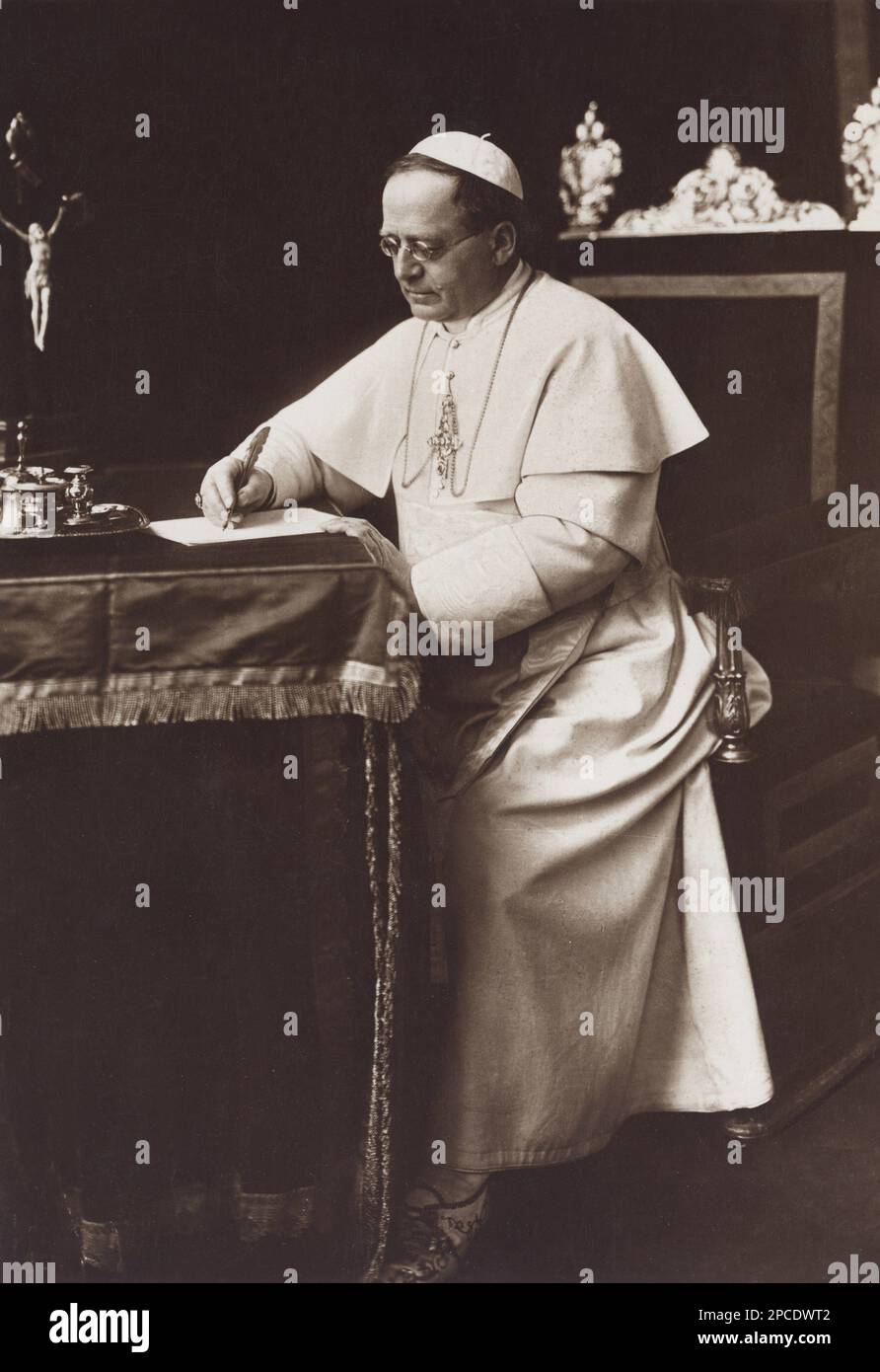 Achille ratti hi-res stock photography and images - Alamy