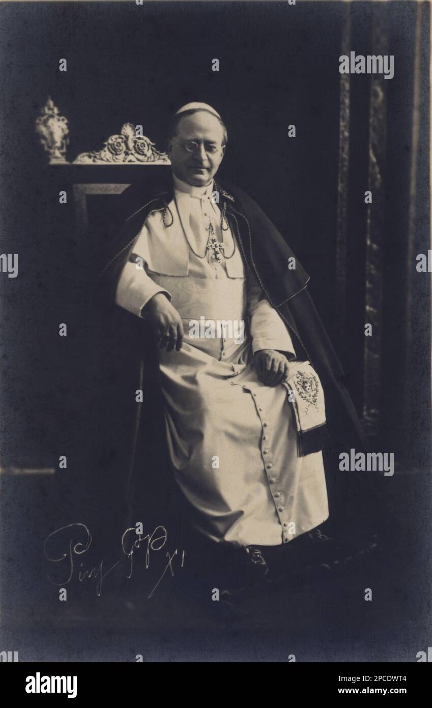 1930 c , Città del Vaticano , ITALY : The italian PIO XI ( born Achille ...