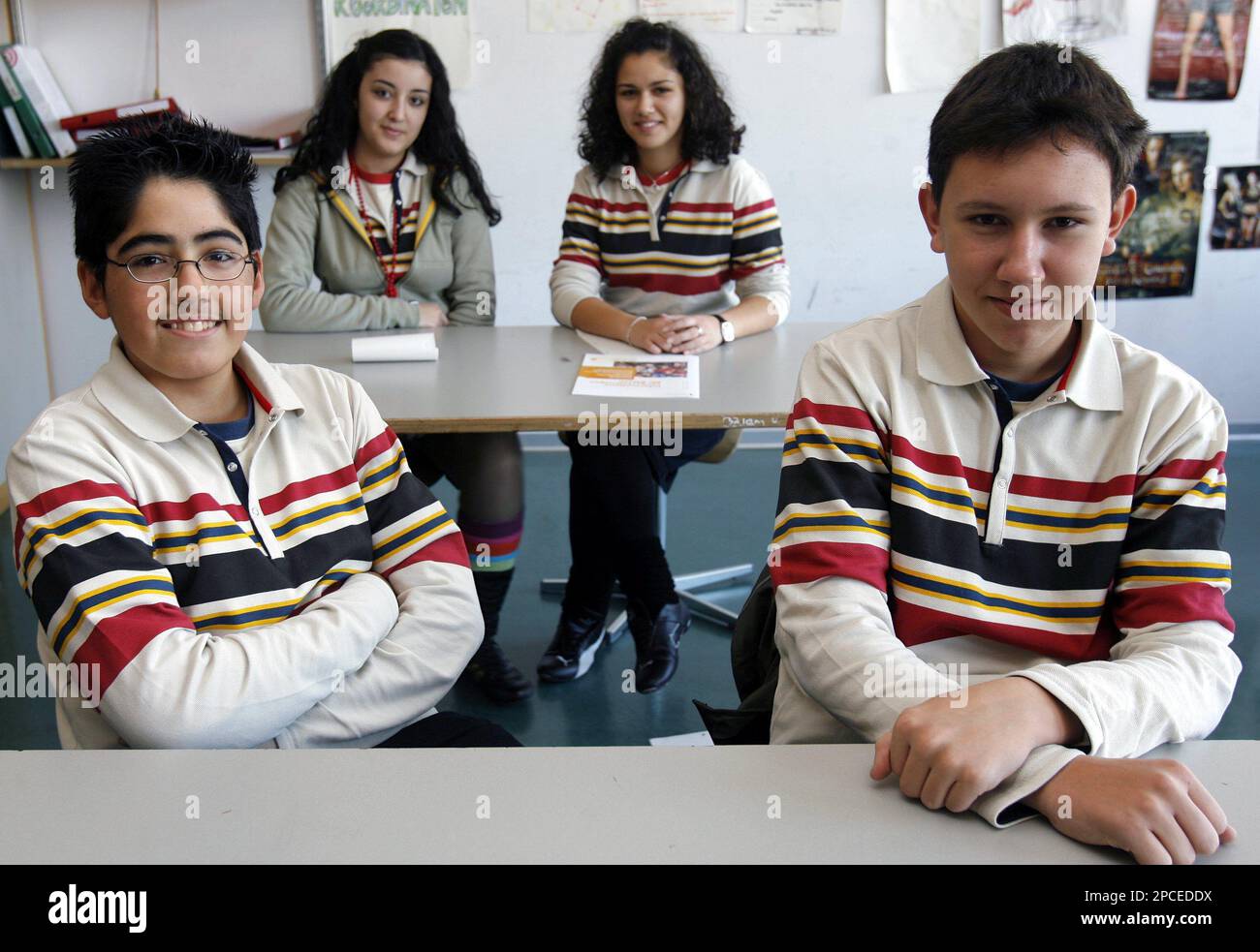 Schuelerinnen und Schueler des 9. Schuljahres der Weiterbildungsklasse ...