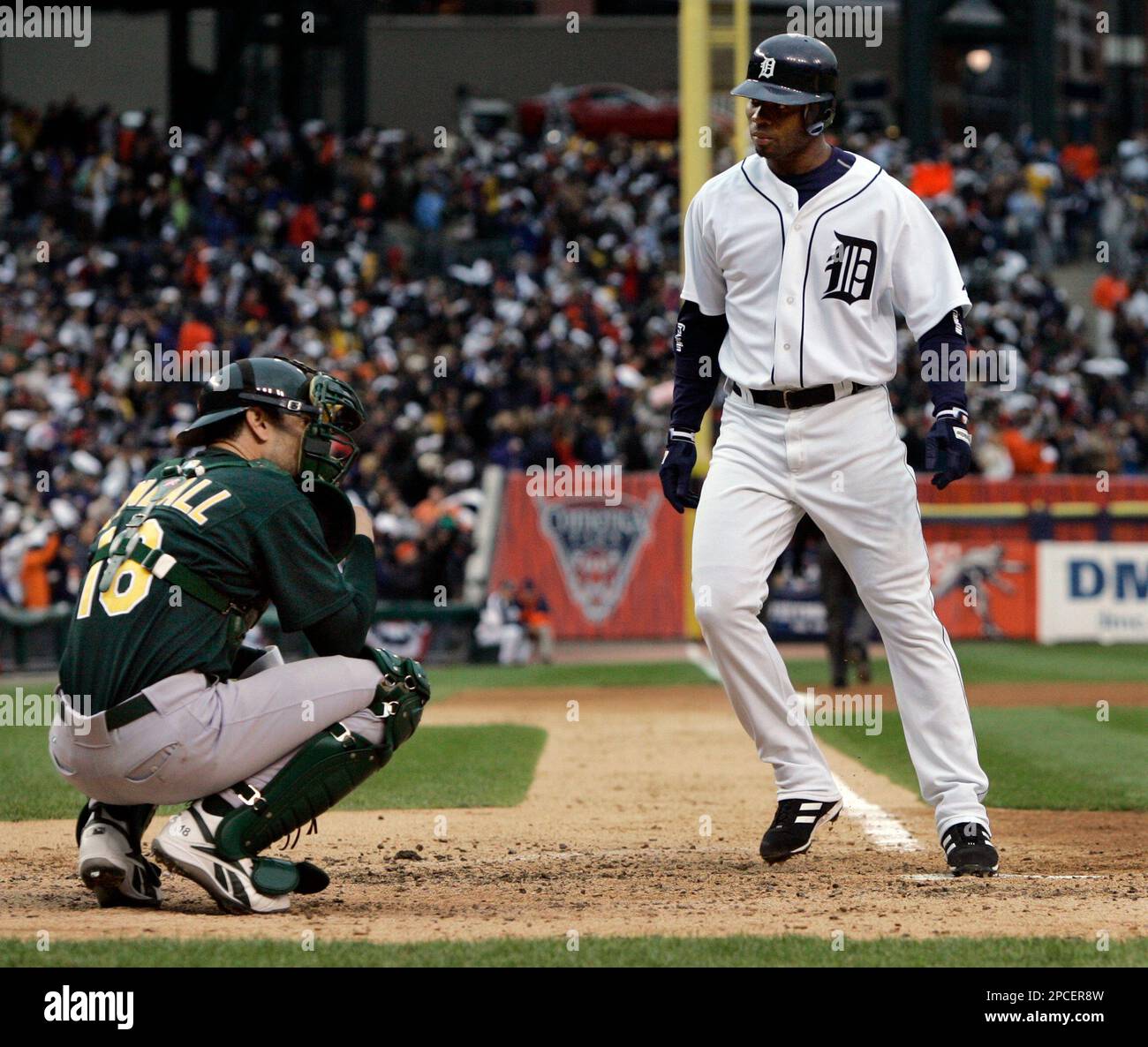 Oakland Athletics catcher Jason Kendall watches as Detroit Tigers ...