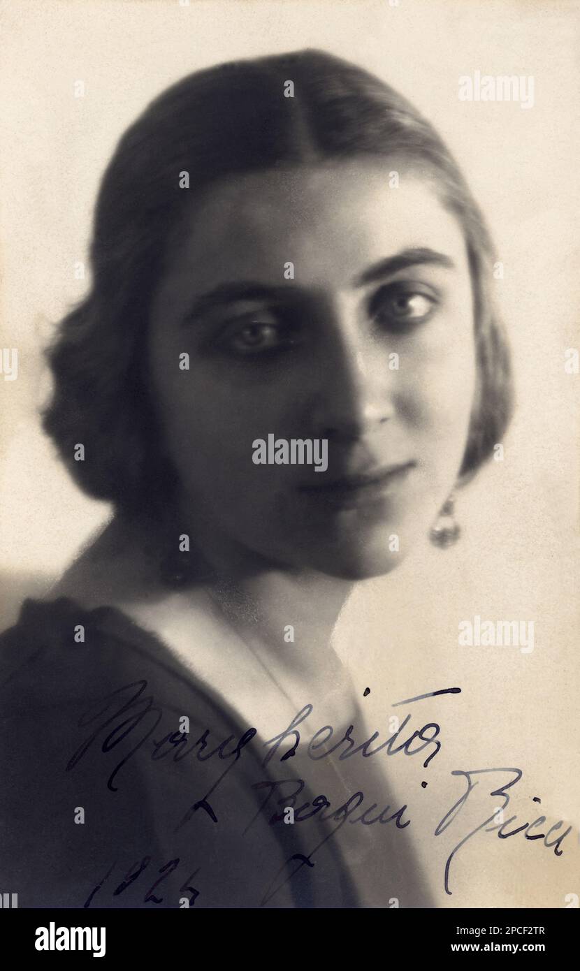 1924 , ITALY :The theatre italian actress MARGHERITA BAGNI RICCI (born ...