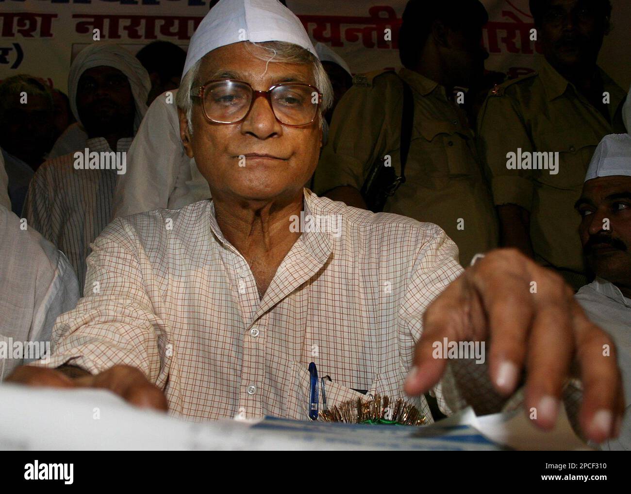 Former Indian Defence Minister George Fernandes looks on during a ...