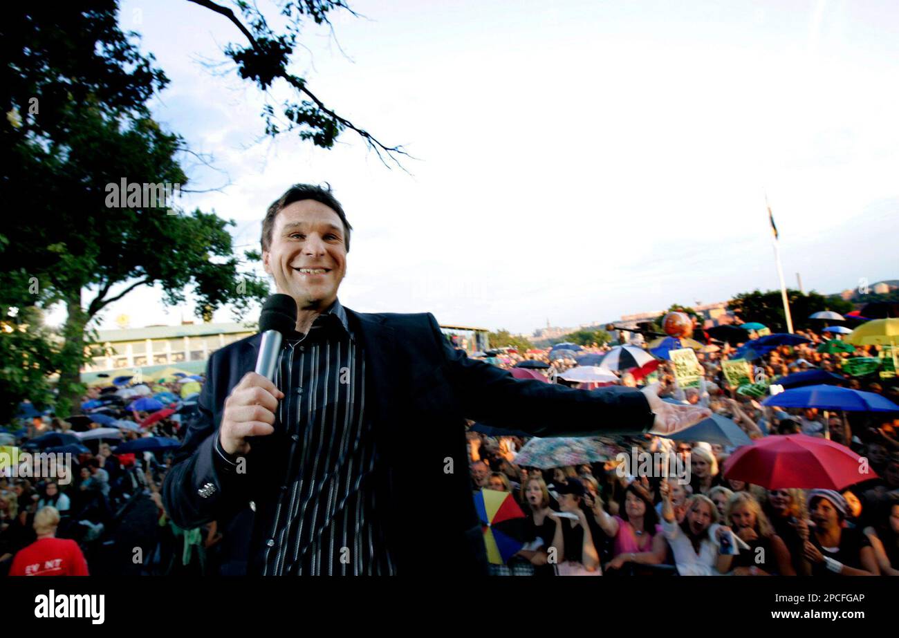 The Swedish tradition of the massive singalong, called "allsang," might ...