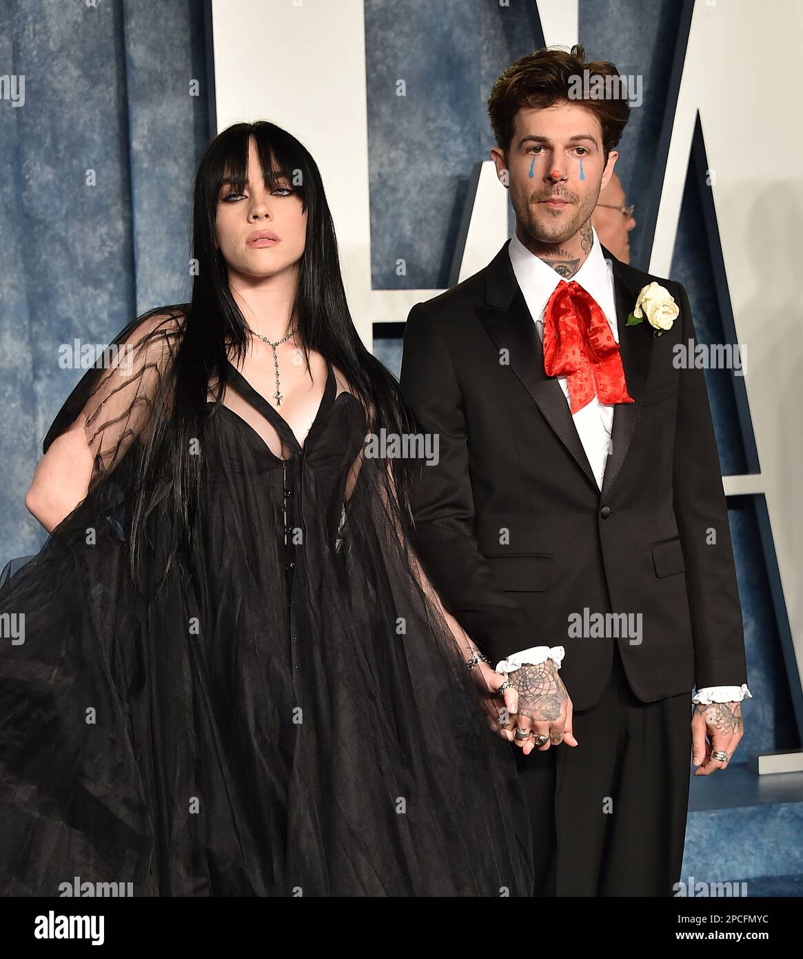 Billie Eilish and Jesse Rutherford arriving at the Vanity Fair Oscar ...