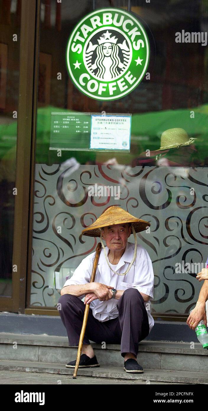 American chains like Starbucks and McDonald's are now common in Beijing ...