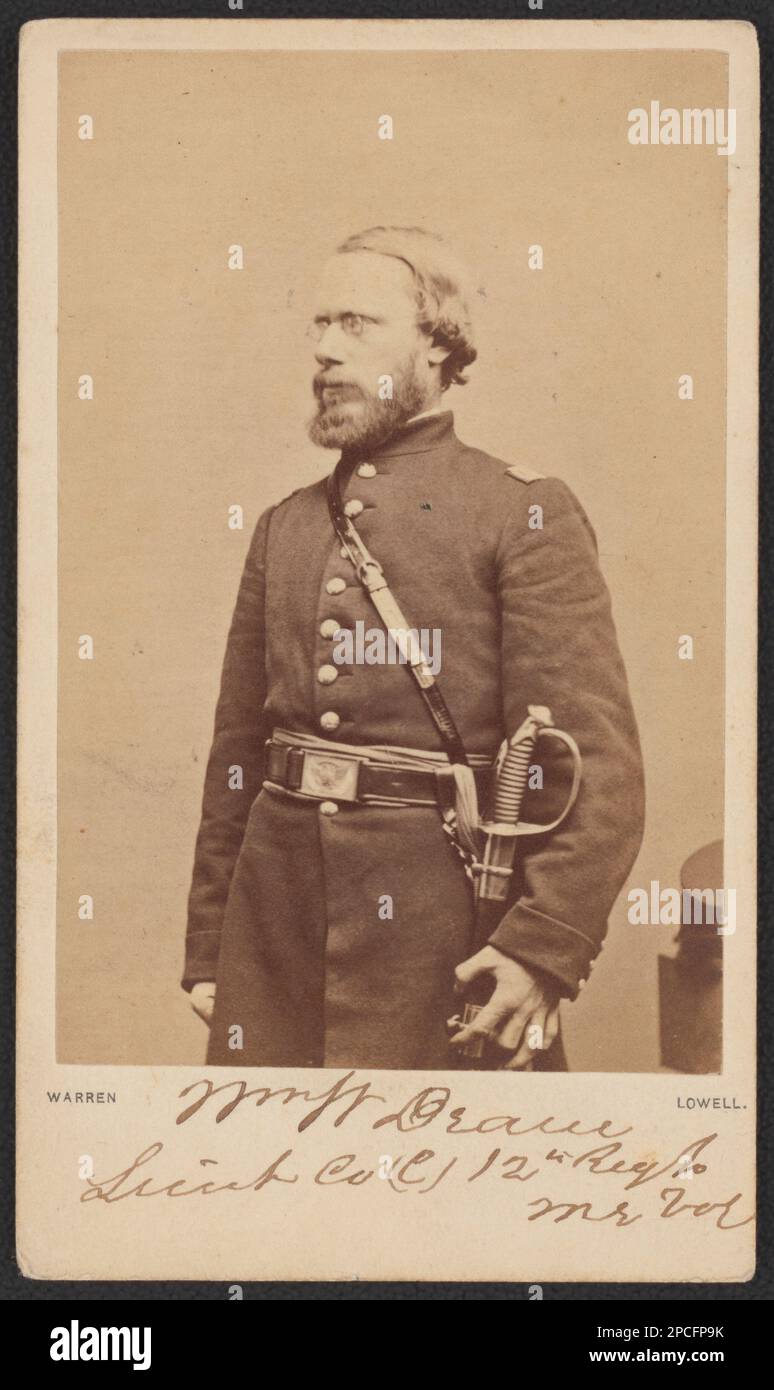 First lieutenant in the u s army hi-res stock photography and images ...