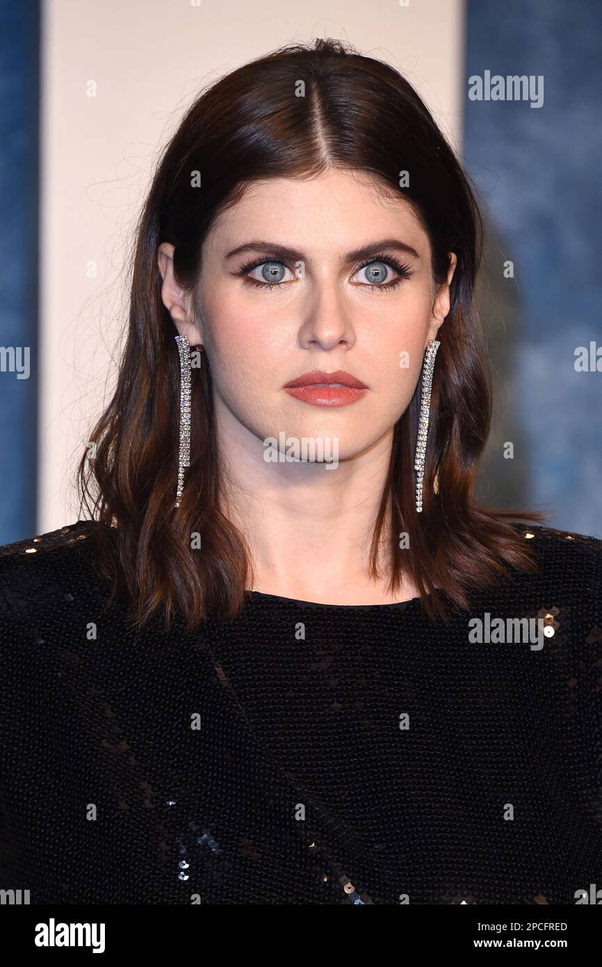 LOS ANGELES - MAR 12: Alexandra Daddario at the 2023 Vanity Fair Oscar ...