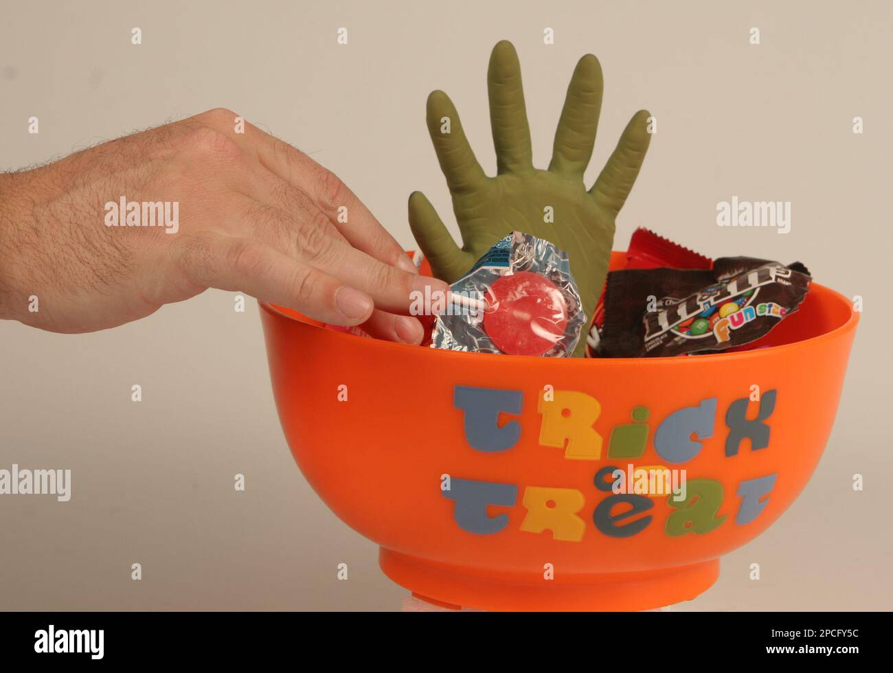 ** FOR USE WITH AP WEEKLY FEATURES ** In this photo shot in New York ...