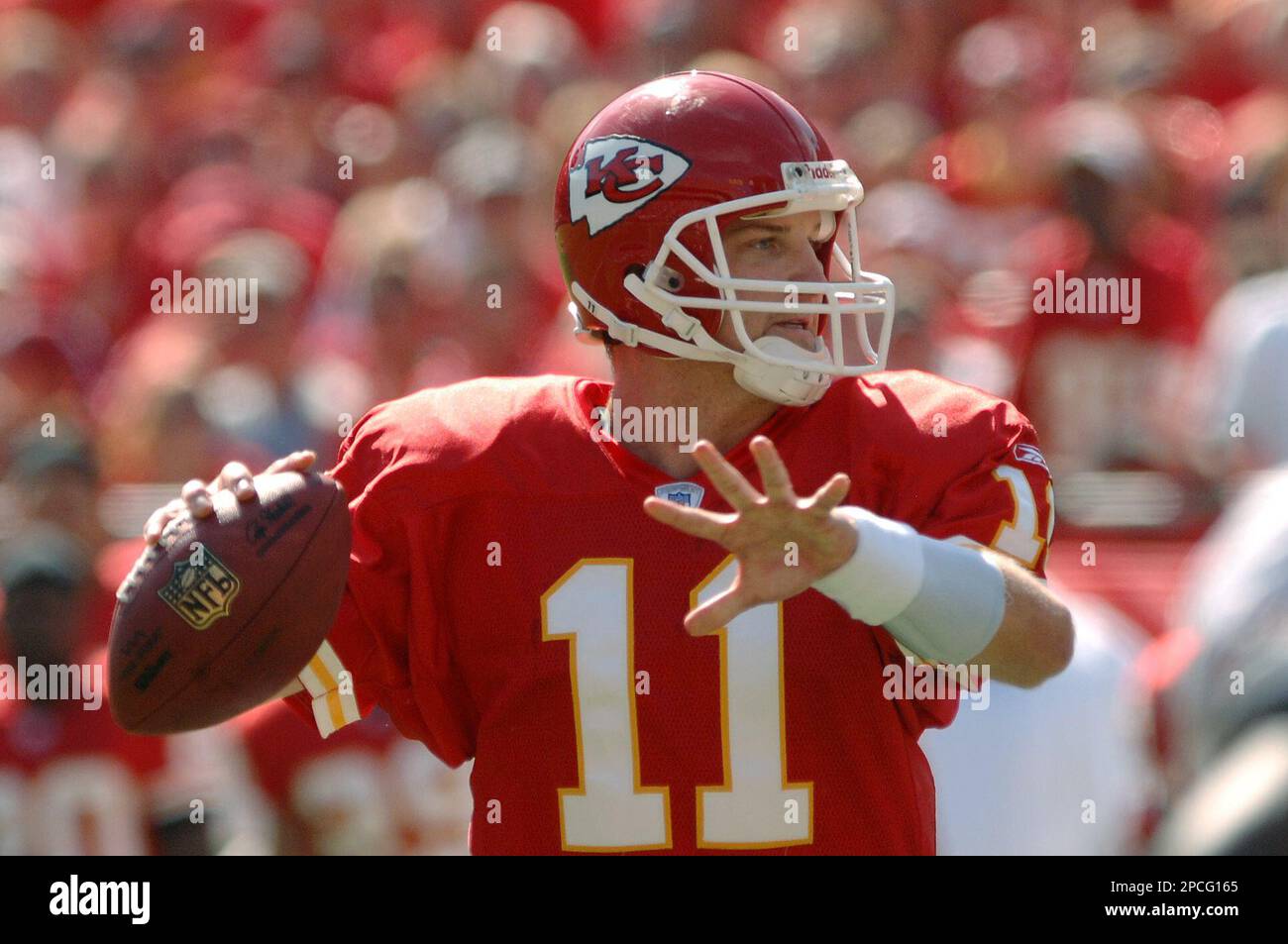 Kansas City Chiefs quarterback Damon Huard sets to pass against the San ...