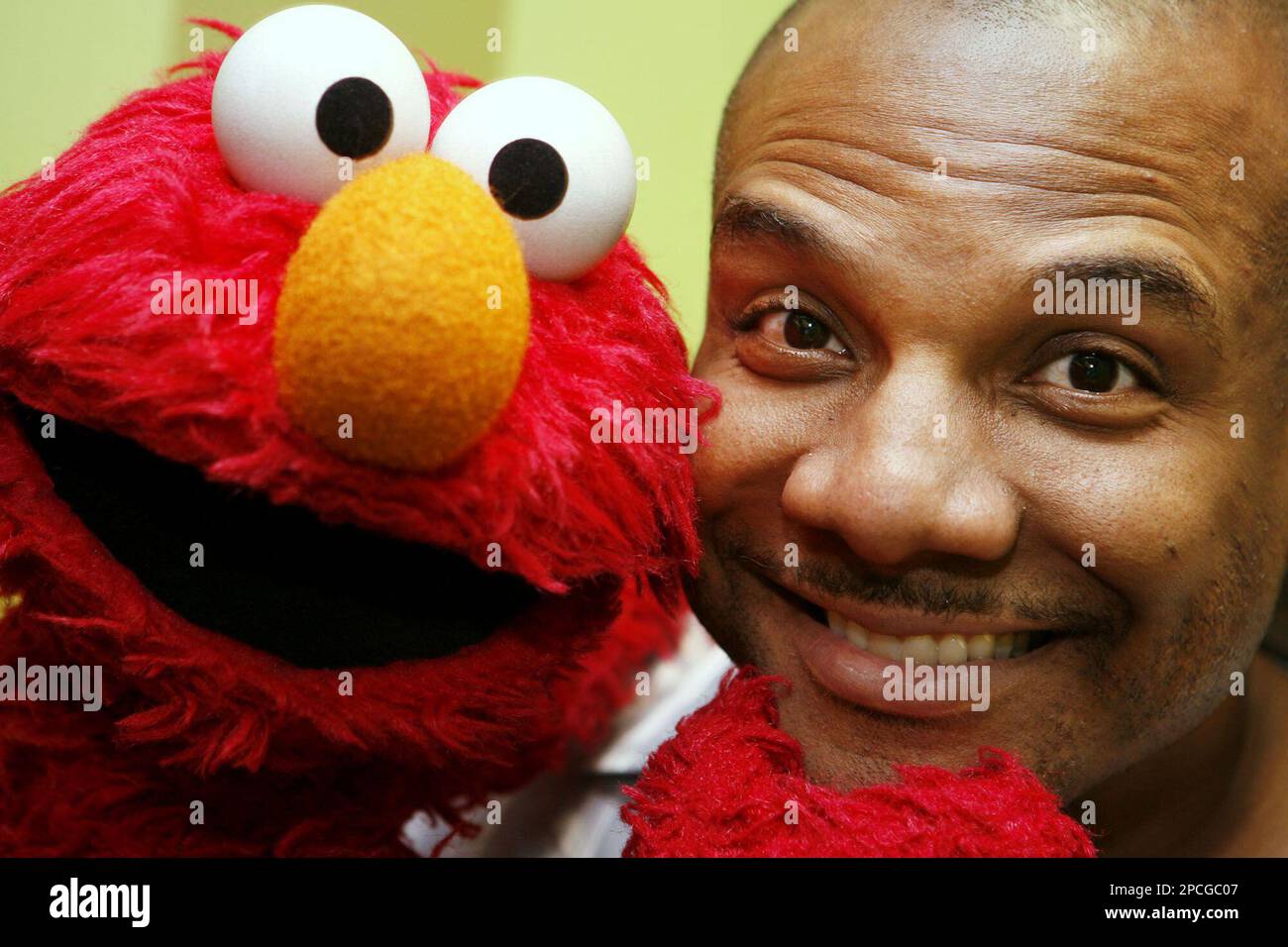 ** FOR USE WITH AP WEEKLY FEATURES ** Kevin Clash, the voice and ...