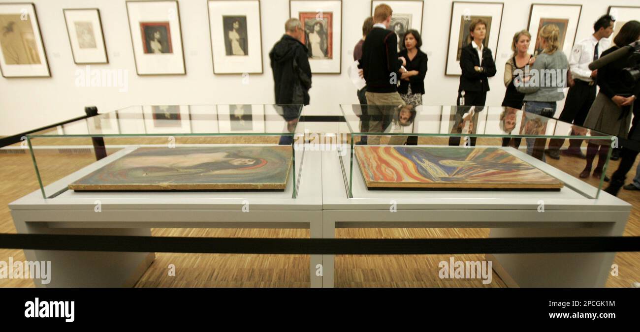 The Edvard Munch masterpieces " The Scream", right, and "Madonna", left ...