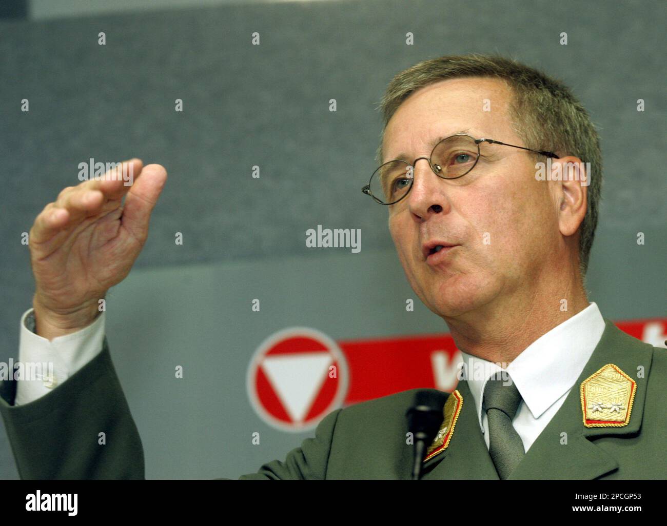 Der Gesamtverantwortliche fuer die Eurofighter-Einfuehrung ...