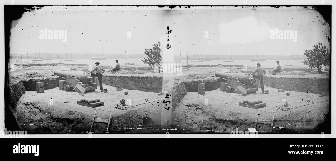 Dahlgren gun hi-res stock photography and images - Alamy