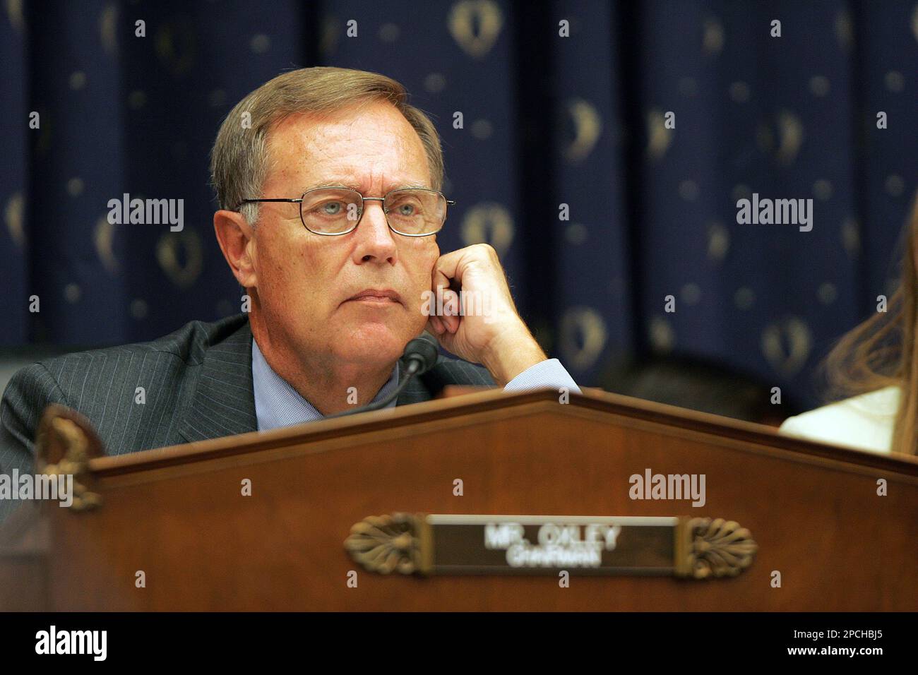 Michael oxley hi-res stock photography and images - Alamy