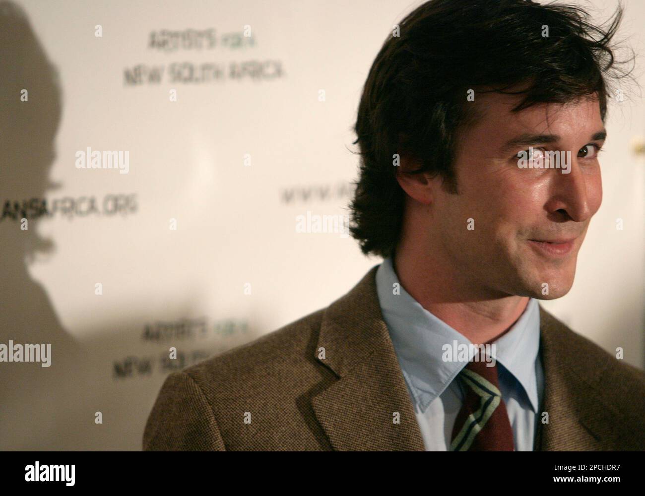 Actor Noah Wyle arrives at the Artists for a New South Africa's gala ...