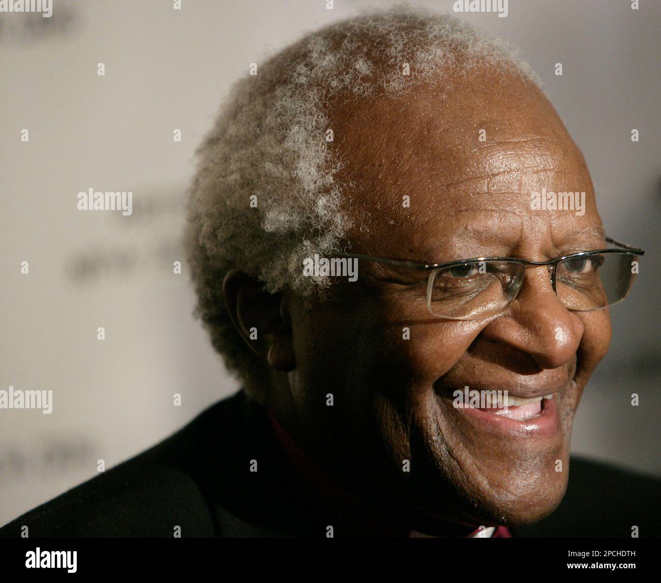 Archbishop Desmond Tutu arrives at the Artists for a New South Africa's ...