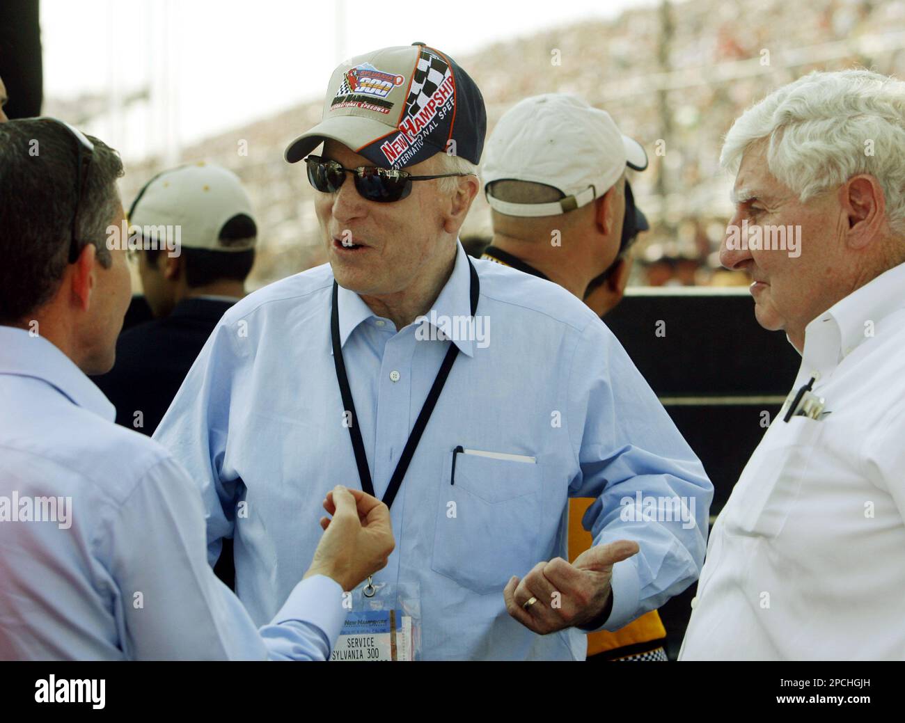 Sen. John McCain, R-Ariz., talks with New Hampshire International ...