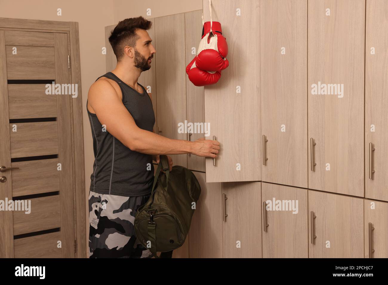 Boxing changing room hi-res stock photography and images - Alamy