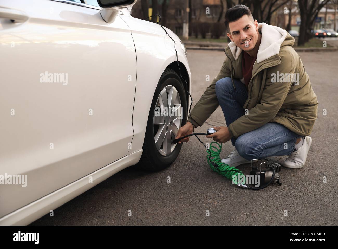 Road compressor hi-res stock photography and images - Alamy