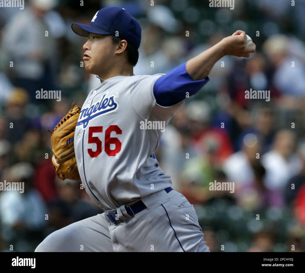 Los Angeles Dodgers' starter Hong-Chih Kuo pitches during the first ...
