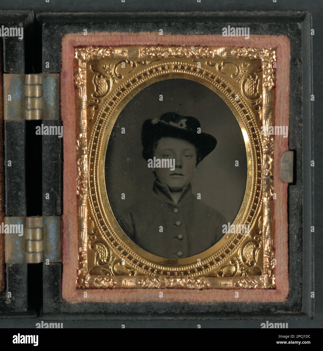 Unidentified soldier in Union uniform. United States, Army, People ...