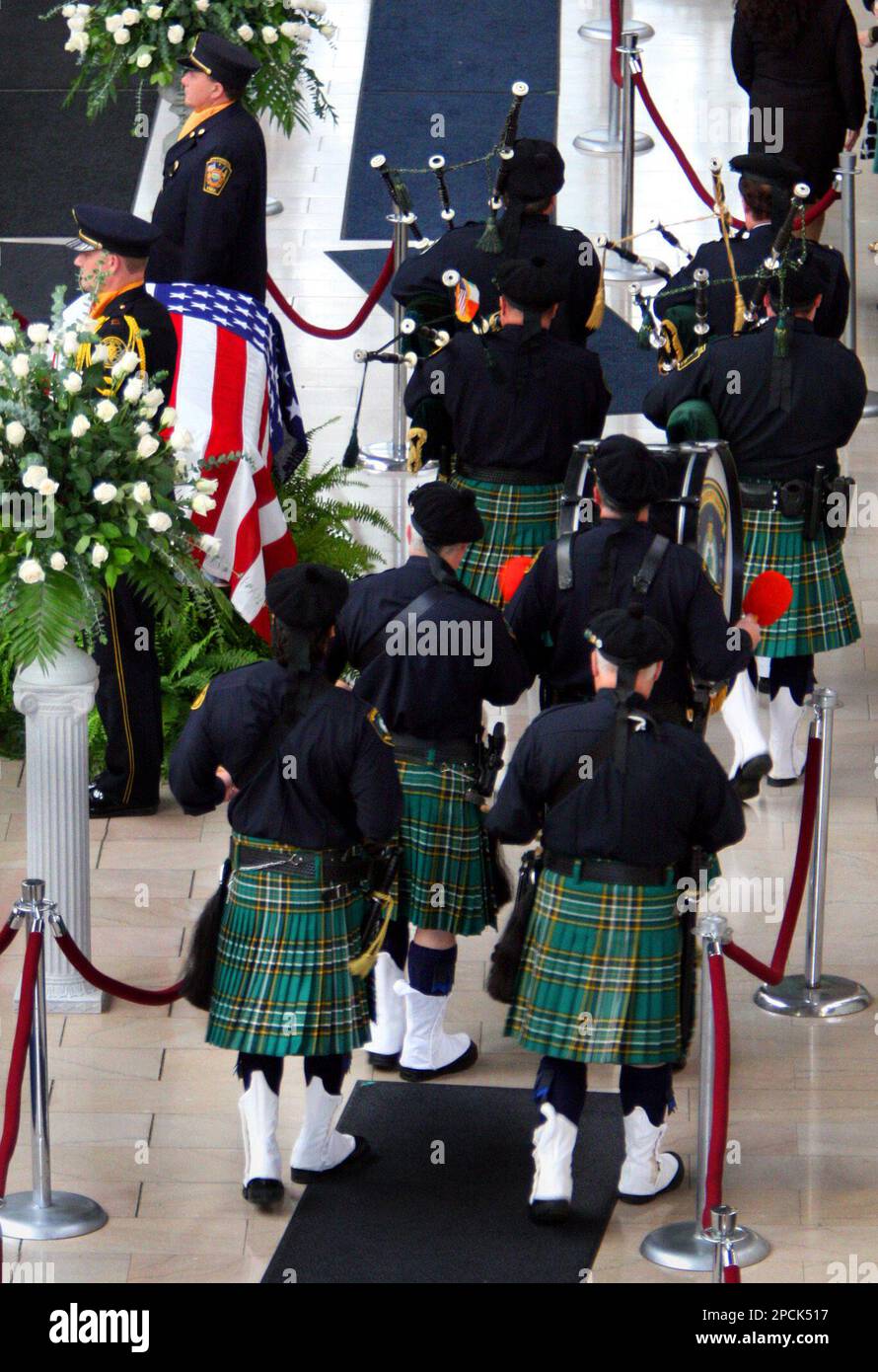 Mayor Bob O'Connor's casket lies in state Sunday, Sept. 3, 2006, in the ...