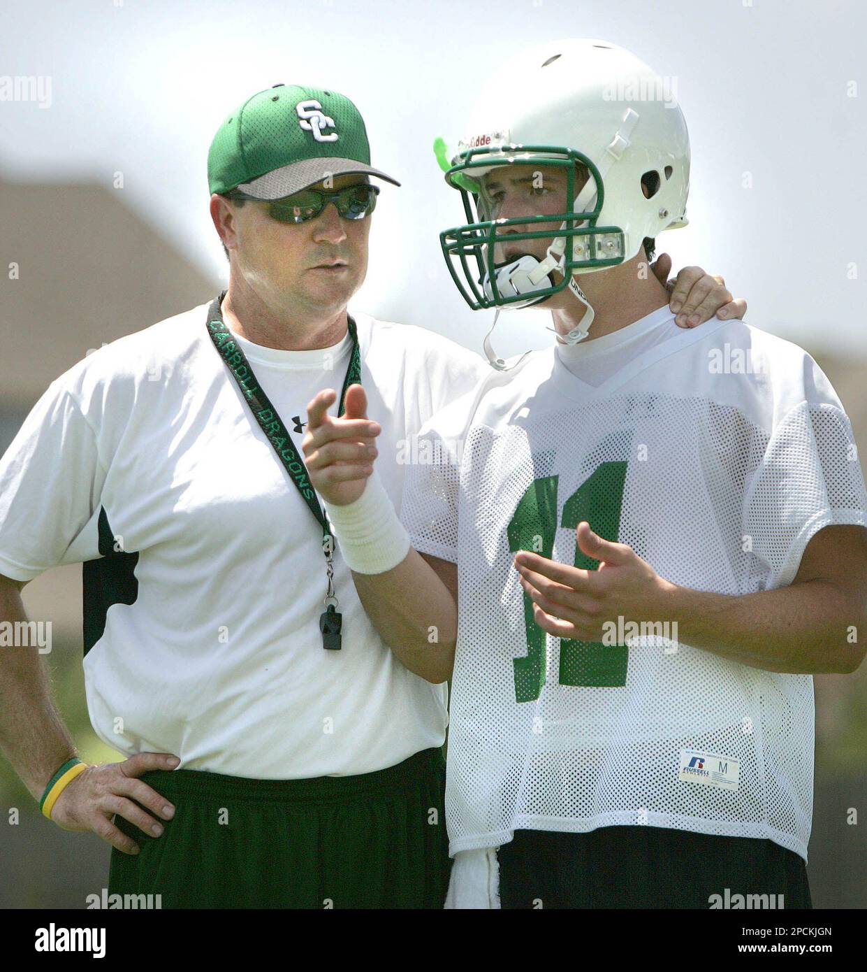 Southlake Carrol High School head football coach Todd Dodge, left ...