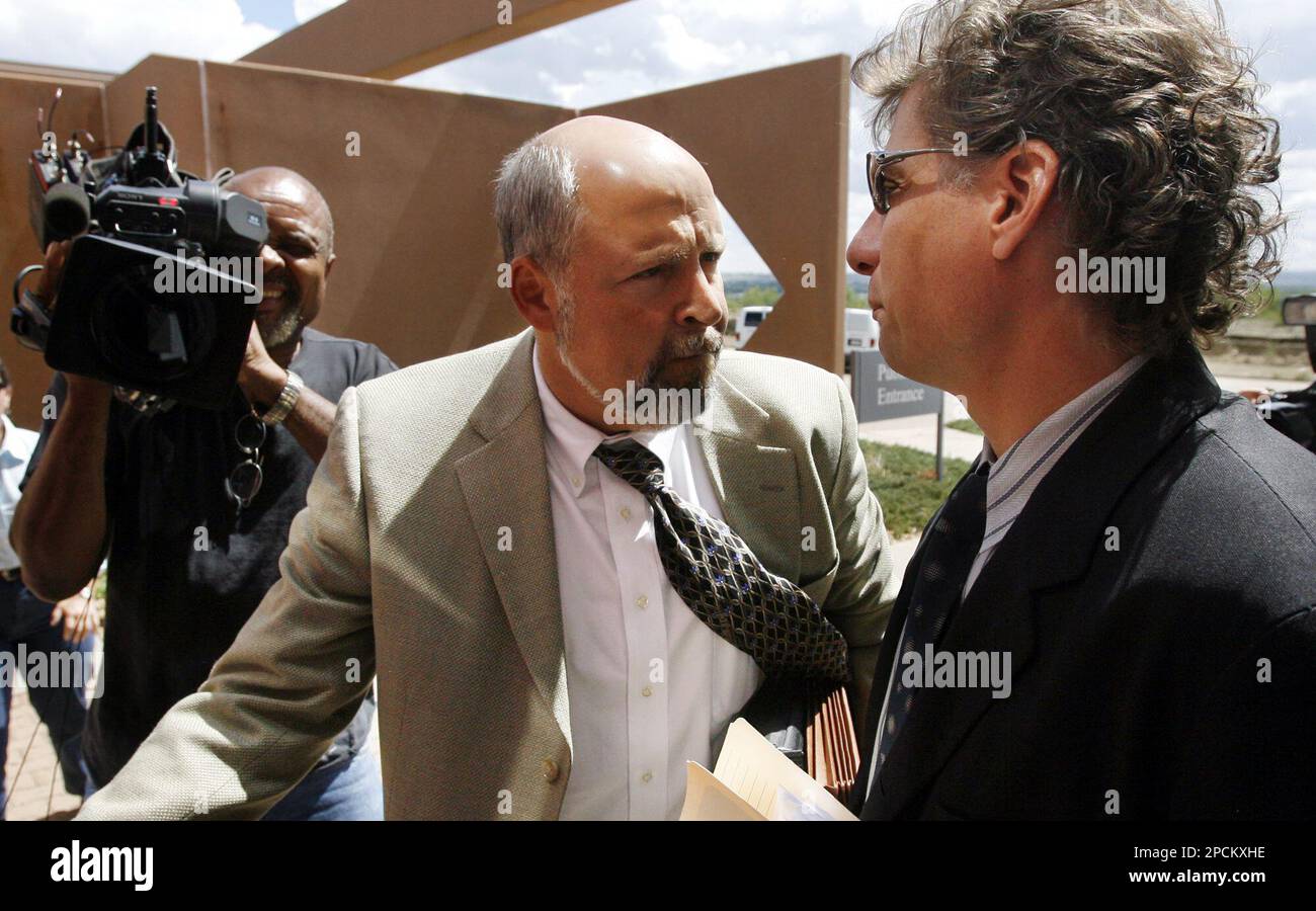 Public defenders Steve Jacobson, left, and Seth Temin arrives for a ...
