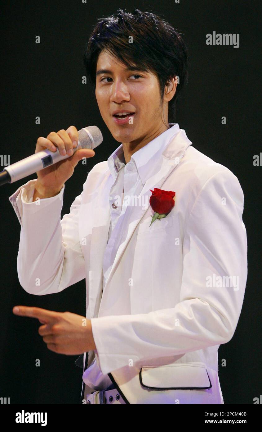 American-born Taiwanese hip hop singer Leehom Wang performs during his ...