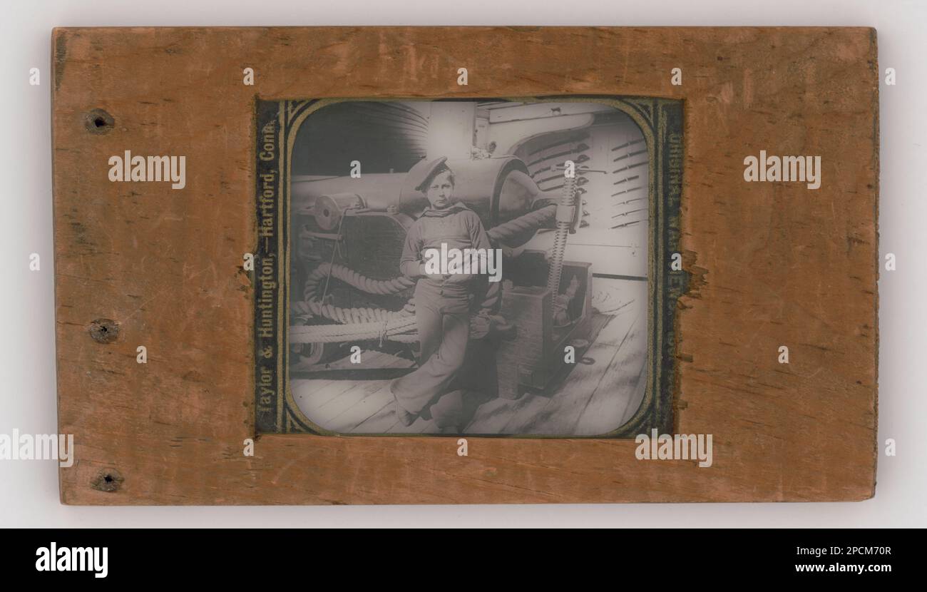 Unidentified powder boy in Union uniform with cannon. Liljenquist ...