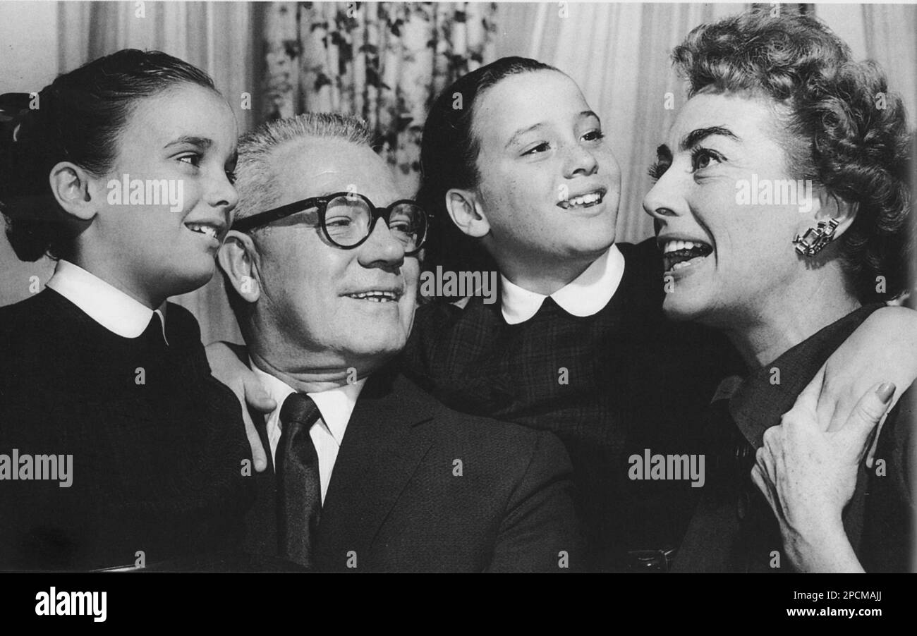 1956 ca, USA : The american movie actress JOAN CRAWFORD ( 1904 - 1977 ...