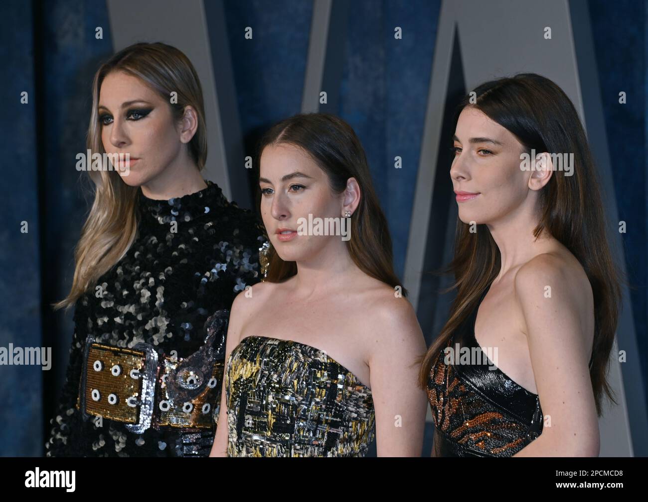 Alana Haim, Este Haim & Danielle Haim‎ at the 2023 Vanity Fair Oscar ...