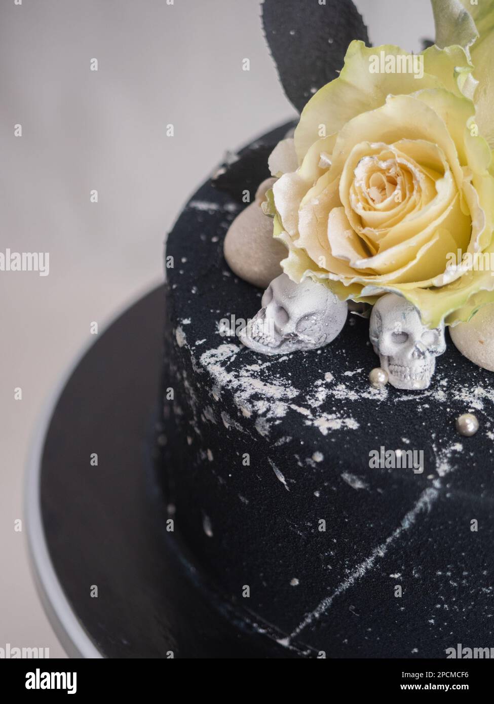 birthday black airbrush painted frosted icing cake, two real roses ...